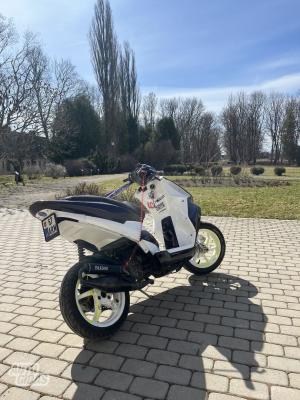 Violet Piaggio NRG 2007 in Pasvalys, with an engine capacity of 0.07 L and mileage of 30 thousand km for 1500 €, photo 7 on AUTOMOTO.COM.LV