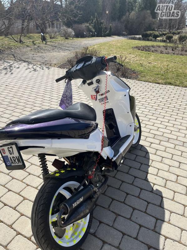 Violets Piaggio NRG 2007 Pasvalys, ar dzinēja tilpumu 0.07 L un nobraukumu 30 tūkst. km par 1500 €, foto 7 vietnē AUTOMOTO.COM.LV