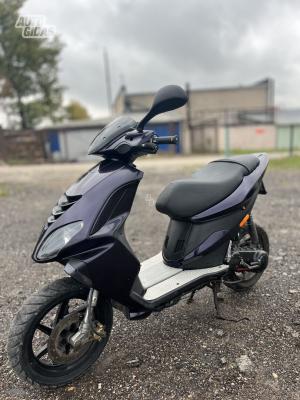 Фиолетовый Piaggio NRG 2010 в Шяуляй, объемом двигателя 0.05 л и пробегом 27 тыс. км за 1250 €, фото 10 на AUTOMOTO.COM.LV