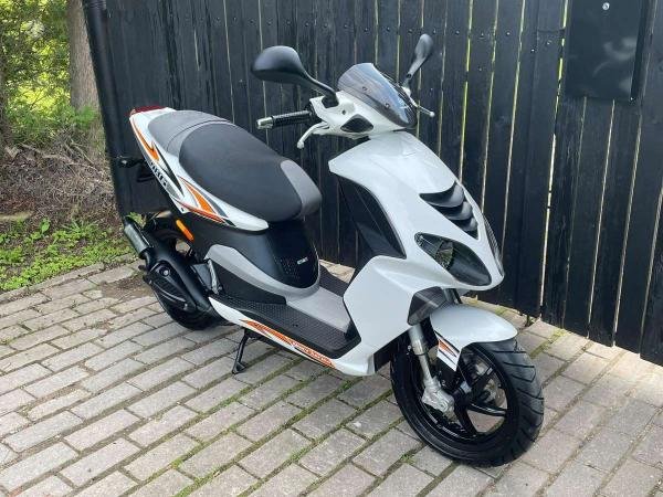Balts Piaggio NRG 2011 Prienai, ar dzinēja tilpumu 49.00 L un nobraukumu 6 tūkst. km par 1650 €, foto 2 vietnē AUTOMOTO.COM.LV