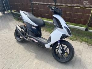 White Piaggio NRG 2012 in Vilnius, with an engine capacity of 0.05 L and mileage of 0 thousand km for 920 €, photo 6 on AUTOMOTO.COM.LV
