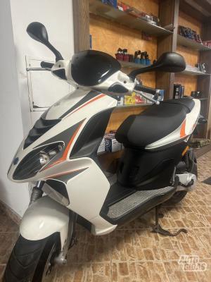 Balts Piaggio NRG 2019 Viļņa, ar dzinēja tilpumu 0.05 L un nobraukumu 11 tūkst. km par 1850 €, foto 6 vietnē AUTOMOTO.COM.LV