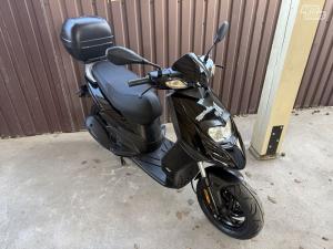 Black Piaggio Typhoon 2013 in Kaunas, with an engine capacity of 0.13 L and mileage of 16 thousand km for 1350 €, photo 2 on AUTOMOTO.COM.LV