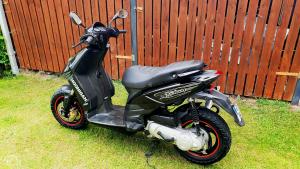 Black Piaggio Typhoon 2013 in Kaunas, with an engine capacity of 0.05 L and mileage of 11 thousand km for 1400 €, photo 5 on AUTOMOTO.COM.LV