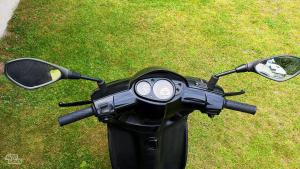 Black Piaggio Typhoon 2013 in Kaunas, with an engine capacity of 0.05 L and mileage of 11 thousand km for 1400 €, photo 8 on AUTOMOTO.COM.LV