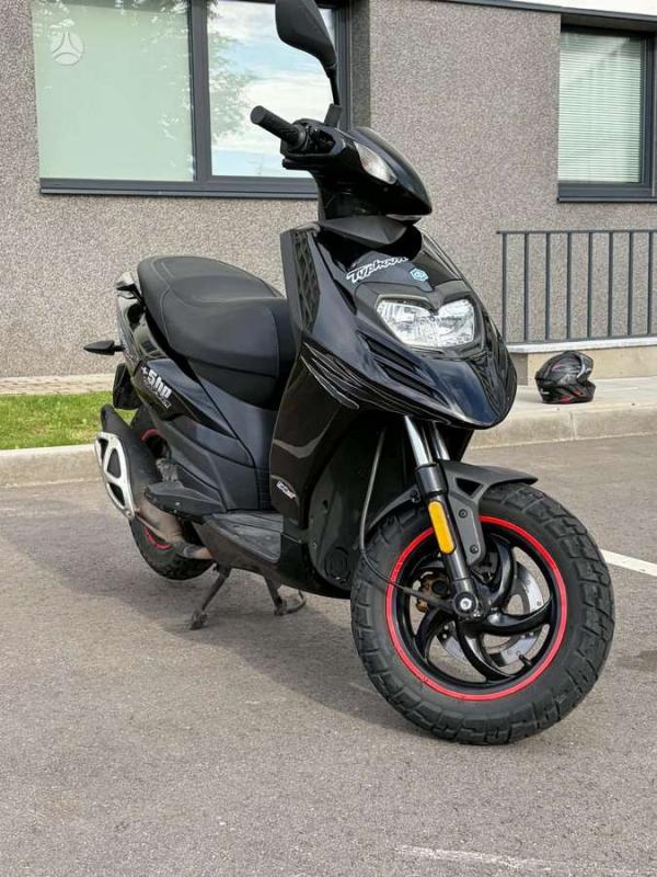 Черный Piaggio Typhoon 2013 в Каунас, объемом двигателя 49.00 л и пробегом 13 тыс. км за 1350 €, фото 1 на AUTOMOTO.COM.LV
