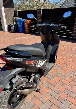 Black Piaggio Typhoon 2020 in Alytus, with an engine capacity of 50.00 L and mileage of 7 thousand km for 1800 €, photo 3 on AUTOMOTO.COM.LV