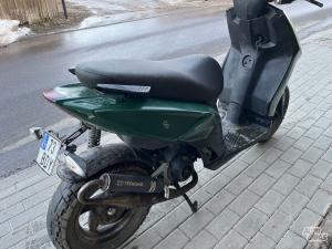 Zaļš Piaggio Typhoon 2019 Viļņa, ar dzinēja tilpumu 0.05 L un nobraukumu 8 tūkst. km par 880 €, foto 3 vietnē AUTOMOTO.COM.LV