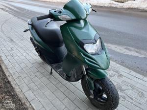 Zaļš Piaggio Typhoon 2019 Viļņa, ar dzinēja tilpumu 0.05 L un nobraukumu 8 tūkst. km par 880 €, foto 4 vietnē AUTOMOTO.COM.LV