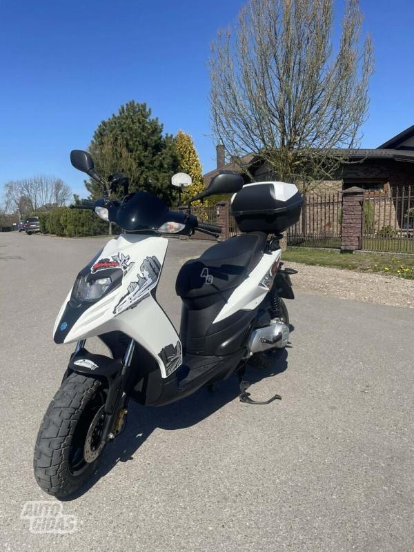 Piaggio Typhoon 2019 Kauņa, ar dzinēja tilpumu 0.00 L un nobraukumu 0 tūkst. km par 1500 €, foto 1 vietnē AUTOMOTO.COM.LV