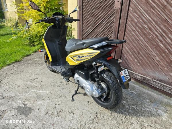Dzeltens Piaggio Typhoon 2011 Kauņa, ar dzinēja tilpumu 0.00 L un nobraukumu 16 tūkst. km par 999 €, foto 5 vietnē AUTOMOTO.COM.LV