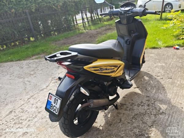 Dzeltens Piaggio Typhoon 2011 Kauņa, ar dzinēja tilpumu 0.00 L un nobraukumu 16 tūkst. km par 999 €, foto 7 vietnē AUTOMOTO.COM.LV
