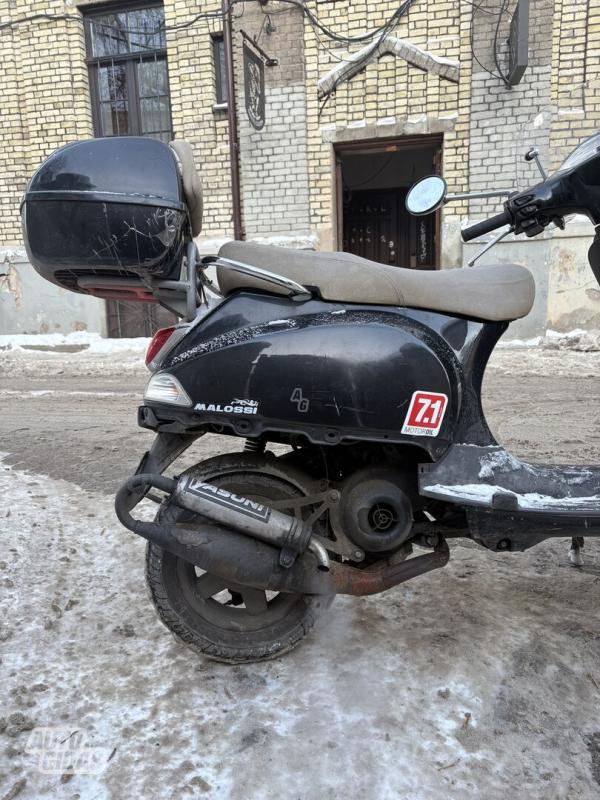 Черный Piaggio Vespa 2005 в Вильнюс, объемом двигателя 0.05 л и пробегом 13 тыс. км за 800 €, фото 5 на AUTOMOTO.COM.LV