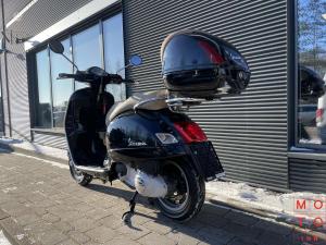 Black Piaggio Vespa 2006 in Riga, with an engine capacity of 0.25 L and mileage of 22 thousand km for 2199 €, photo 12 on AUTOMOTO.COM.LV