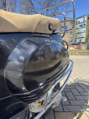 Melns Piaggio Vespa 2006 Viļņa, ar dzinēja tilpumu 49.00 L un nobraukumu 16 tūkst. km par 1200 €, foto 7 vietnē AUTOMOTO.COM.LV