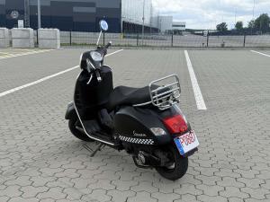 Black Piaggio Vespa 2006 in Vilnius, with an engine capacity of 0.24 L and mileage of 74 thousand km for 2000 €, photo 6 on AUTOMOTO.COM.LV