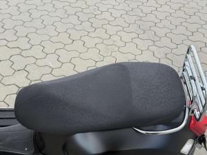 Black Piaggio Vespa 2006 in Vilnius, with an engine capacity of 0.24 L and mileage of 74 thousand km for 2000 €, photo 10 on AUTOMOTO.COM.LV