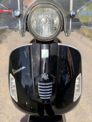 Черный Piaggio Vespa 2010 в Вильнюс, объемом двигателя 0.30 л и пробегом 40 тыс. км за 3100 €, фото 4 на AUTOMOTO.COM.LV