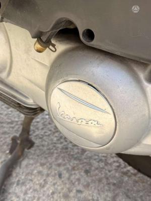 Черный Piaggio Vespa 2010 в Вильнюс, объемом двигателя 0.30 л и пробегом 40 тыс. км за 3100 €, фото 16 на AUTOMOTO.COM.LV