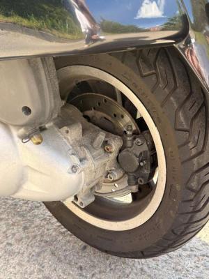Черный Piaggio Vespa 2010 в Вильнюс, объемом двигателя 0.30 л и пробегом 40 тыс. км за 3100 €, фото 17 на AUTOMOTO.COM.LV