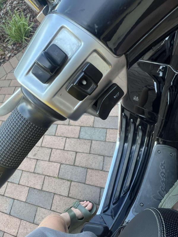 Melns Piaggio Vespa 2017 Kauņa, ar dzinēja tilpumu 49.00 L un nobraukumu 6 tūkst. km par 1900 €, foto 6 vietnē AUTOMOTO.COM.LV