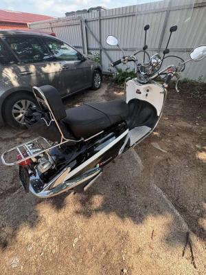 Черный Piaggio Vespa 2019 в Каунас, объемом двигателя 50.00 л и пробегом 1 тыс. км за 800 €, фото 5 на AUTOMOTO.COM.LV