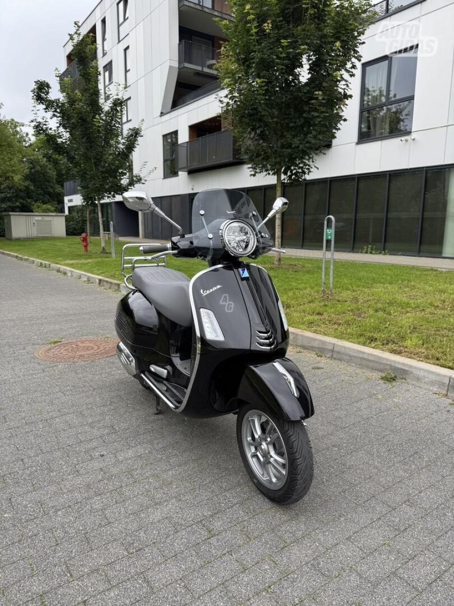 Melns Piaggio Vespa 2023 Viļņa, ar dzinēja tilpumu 0.13 L un nobraukumu 10 tūkst. km par 3600 €, foto 6 vietnē AUTOMOTO.COM.LV