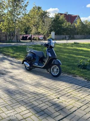 Melns Piaggio Vespa 2023 Viļņa, ar dzinēja tilpumu 0.13 L un nobraukumu 10 tūkst. km par 3600 €, foto 11 vietnē AUTOMOTO.COM.LV