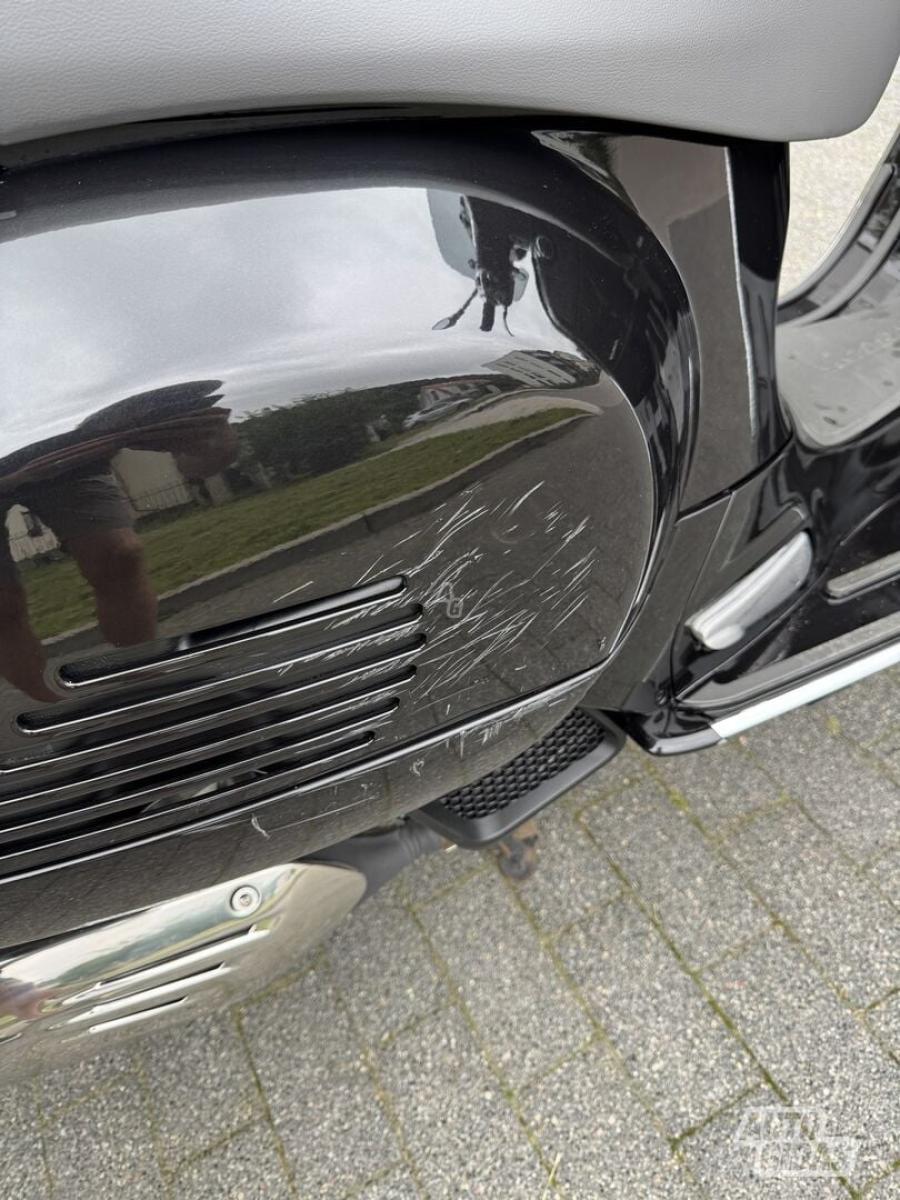 Melns Piaggio Vespa 2023 Viļņa, ar dzinēja tilpumu 0.13 L un nobraukumu 10 tūkst. km par 3600 €, foto 15 vietnē AUTOMOTO.COM.LV