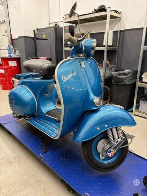 Piaggio Vespa 1966 in Jelgava on AUTOMOTO.COM.LV Blue Piaggio Vespa 1966 in Jelgava, with an engine capacity of 0.15 L and mileage of 0 thousand km for 9200 €, photo 1 on AUTOMOTO.COM.LV