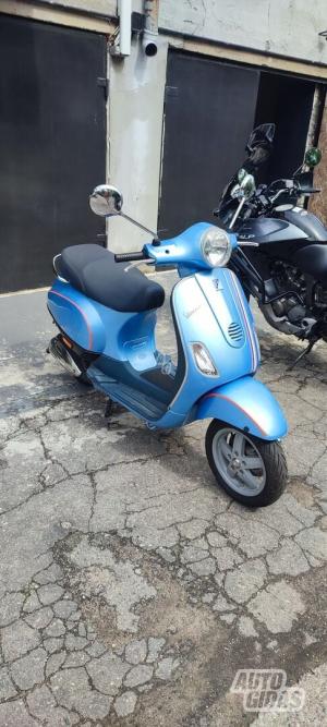 Blue Piaggio Vespa 2006 in Vilnius, with an engine capacity of 0.05 L and mileage of 22 thousand km for 1300 €, photo  on AUTOMOTO.COM.LV
