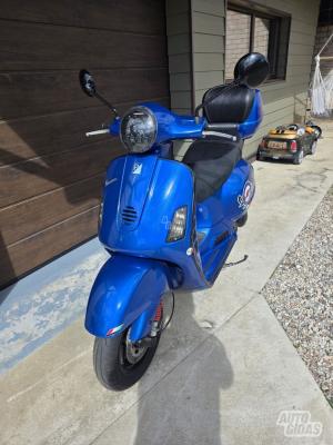Blue Piaggio Vespa 2006 in Pasvalys, with an engine capacity of 0.13 L and mileage of 41 thousand km for 1499 €, photo 21 on AUTOMOTO.COM.LV