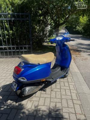 Синий Piaggio Vespa 2007 в Вильнюс, объемом двигателя 0.05 л и пробегом 16 тыс. км за 750 €, фото 5 на AUTOMOTO.COM.LV
