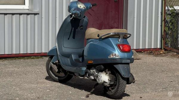 Синий Piaggio Vespa 2008 в Укмерге, объемом двигателя 49.00 л и пробегом 11 тыс. км за 550 €, фото 8 на AUTOMOTO.COM.LV