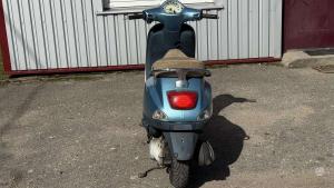 Синий Piaggio Vespa 2008 в Укмерге, объемом двигателя 49.00 л и пробегом 11 тыс. км за 550 €, фото 9 на AUTOMOTO.COM.LV