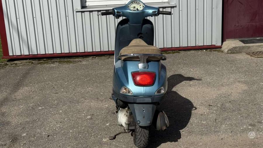 Синий Piaggio Vespa 2008 в Укмерге, объемом двигателя 49.00 л и пробегом 11 тыс. км за 550 €, фото 9 на AUTOMOTO.COM.LV