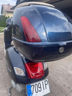 Синий Piaggio Vespa 2009 в Паневежис, объемом двигателя 0.12 л и пробегом 6 тыс. км за 2000 €, фото 12 на AUTOMOTO.COM.LV
