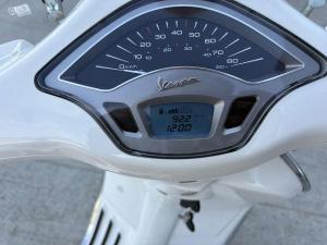 Blue Piaggio Vespa 2016 in Klaipeda, with an engine capacity of 50.00 L and mileage of 0 thousand km for 3000 €, photo 8 on AUTOMOTO.COM.LV