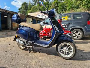 Zils Piaggio Vespa 2019 Viļņa, ar dzinēja tilpumu 0.13 L un nobraukumu 9 tūkst. km par 2899 €, foto 3 vietnē AUTOMOTO.COM.LV