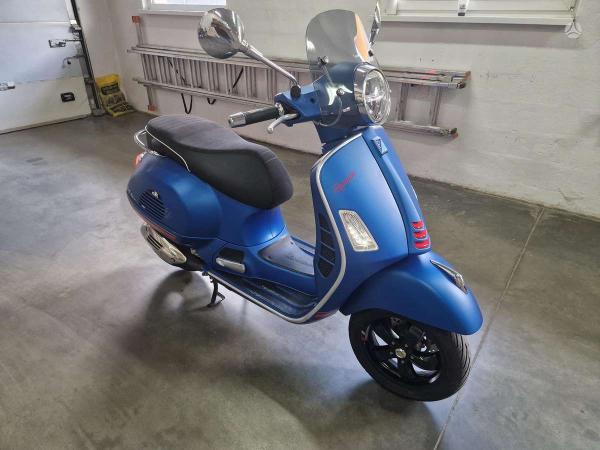 Синий Piaggio Vespa 2021 в Шяуляй, объемом двигателя 0.28 л и пробегом 6 тыс. км за 2900 €, фото 2 на AUTOMOTO.COM.LV