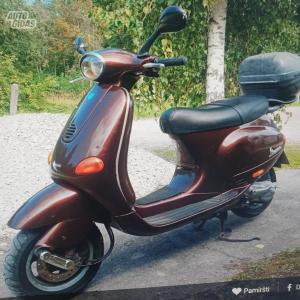Коричневый Piaggio Vespa 2003 в Кретинга, объемом двигателя 0.13 л и пробегом 13 тыс. км за 750 €, фото  на AUTOMOTO.COM.LV