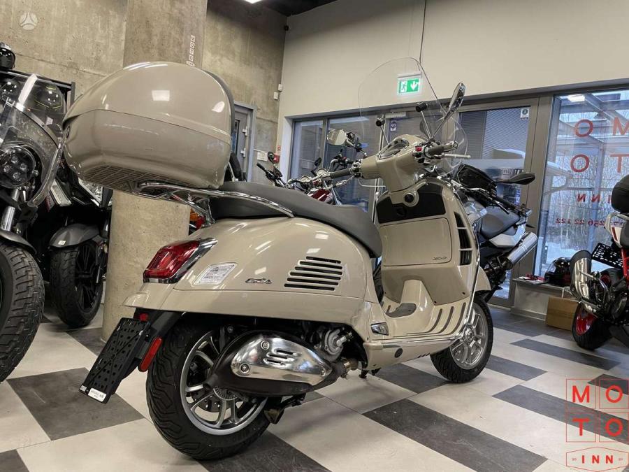 Brown Piaggio Vespa 2023 in Riga, with an engine capacity of 0.30 L and mileage of 5 thousand km for 5199 €, photo 4 on AUTOMOTO.COM.LV