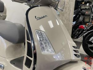 Brown Piaggio Vespa 2023 in Riga, with an engine capacity of 0.30 L and mileage of 5 thousand km for 5199 €, photo 17 on AUTOMOTO.COM.LV