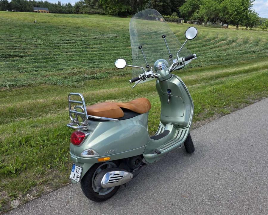 Зеленый Piaggio Vespa 2007 в Каунас, объемом двигателя 50.00 л и пробегом 1 тыс. км за 1800 €, фото 3 на AUTOMOTO.COM.LV
