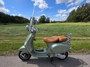 Зеленый Piaggio Vespa 2007 в Каунас, объемом двигателя 50.00 л и пробегом 1 тыс. км за 1800 €, фото 4 на AUTOMOTO.COM.LV