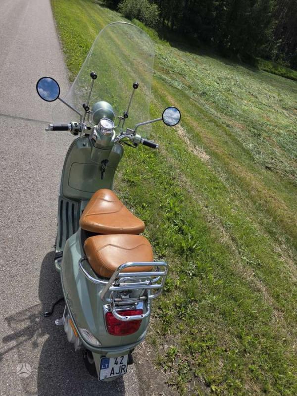 Зеленый Piaggio Vespa 2007 в Каунас, объемом двигателя 50.00 л и пробегом 1 тыс. км за 1800 €, фото 5 на AUTOMOTO.COM.LV