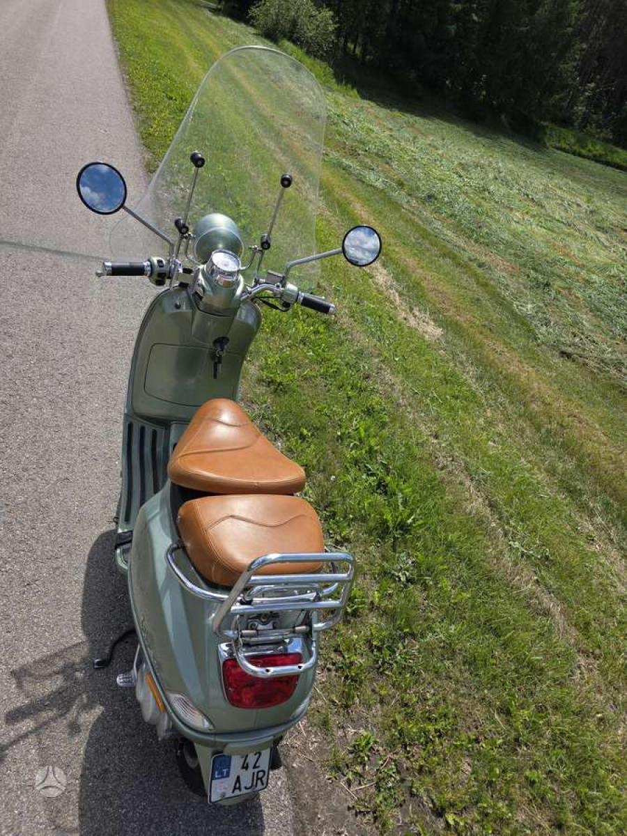 Зеленый Piaggio Vespa 2007 в Каунас, объемом двигателя 50.00 л и пробегом 1 тыс. км за 1800 €, фото 6 на AUTOMOTO.COM.LV