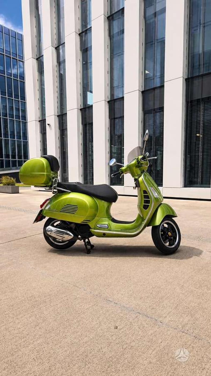 Зеленый Piaggio Vespa 2017 в Вильнюс, объемом двигателя 0.13 л и пробегом 6 тыс. км за 3499 €, фото 3 на AUTOMOTO.COM.LV