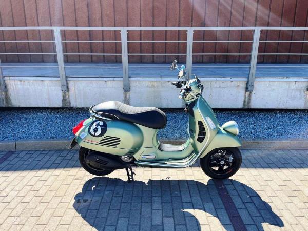 Green Piaggio Vespa 2018 in Marupe, with an engine capacity of 0.30 L and mileage of 13 thousand km for 3500 €, photo 2 on AUTOMOTO.COM.LV