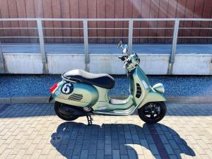 Green Piaggio Vespa 2018 in Marupe, with an engine capacity of 0.30 L and mileage of 13 thousand km for 3500 €, photo 3 on AUTOMOTO.COM.LV